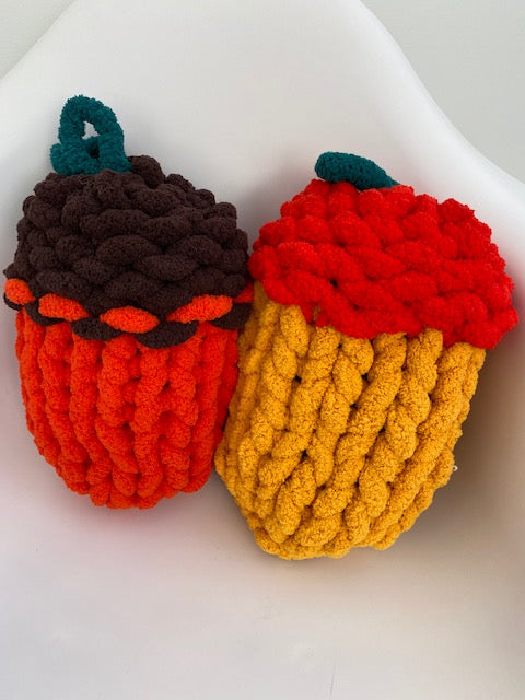 Acorn Pillow, Video Tutorial – BeCozi