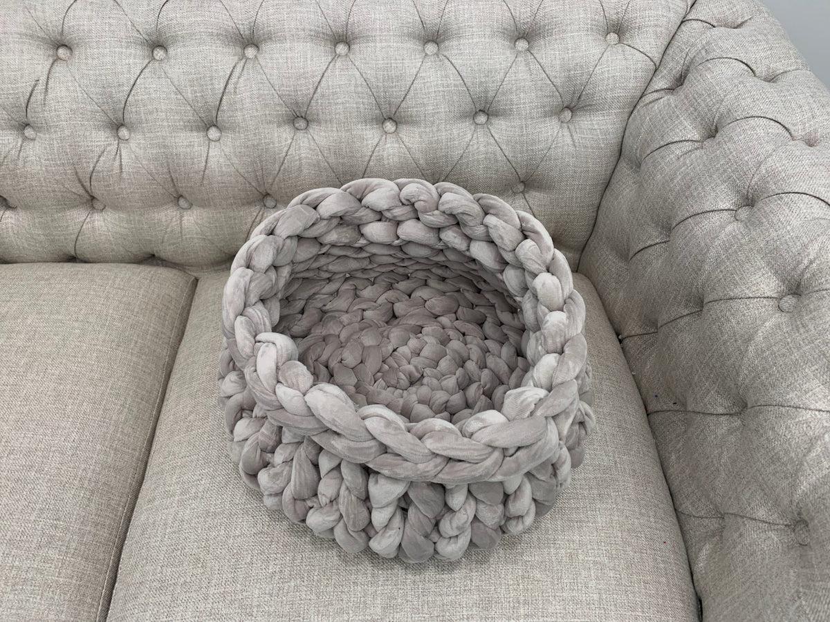 Cat Bed, Velvet Tube – BeCozi