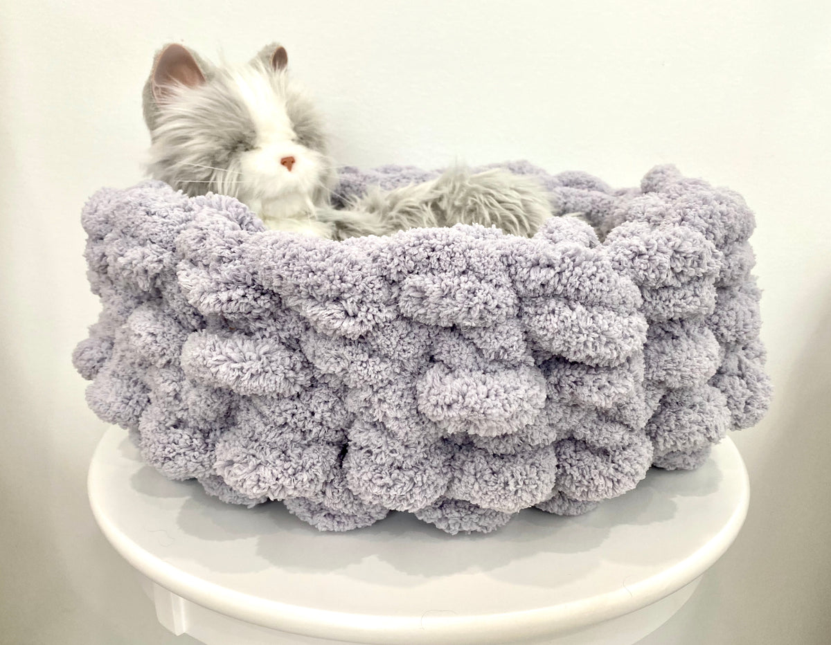 Cat Bed, Jumbo Chenille Yarn – BeCozi