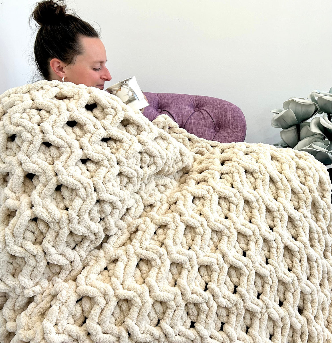 Chunky Knit Chenille Yarn blanket – BeCozi