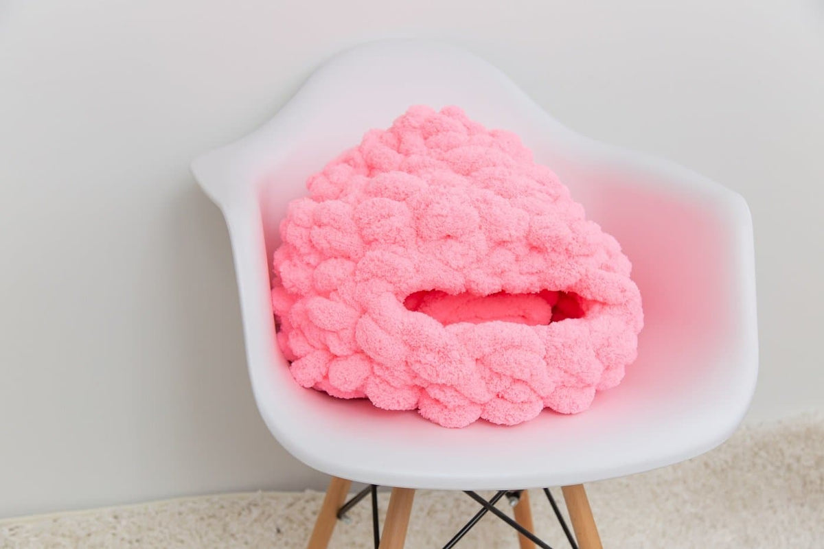 Cat Cave, Jumbo Chenille Yarn – BeCozi